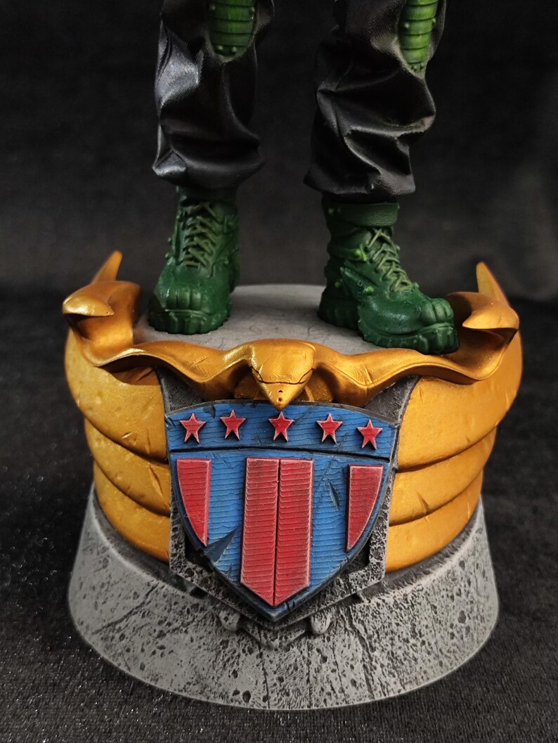 Judge Dredd - 3D Printed Figure – 3D Printed Full Body Statue ...