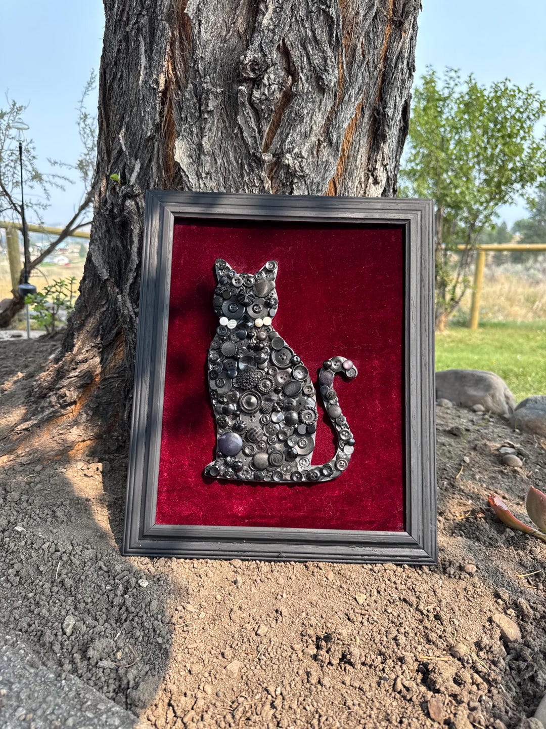 Button Black Cat Wall Art: Red Velvet Background - Etsy