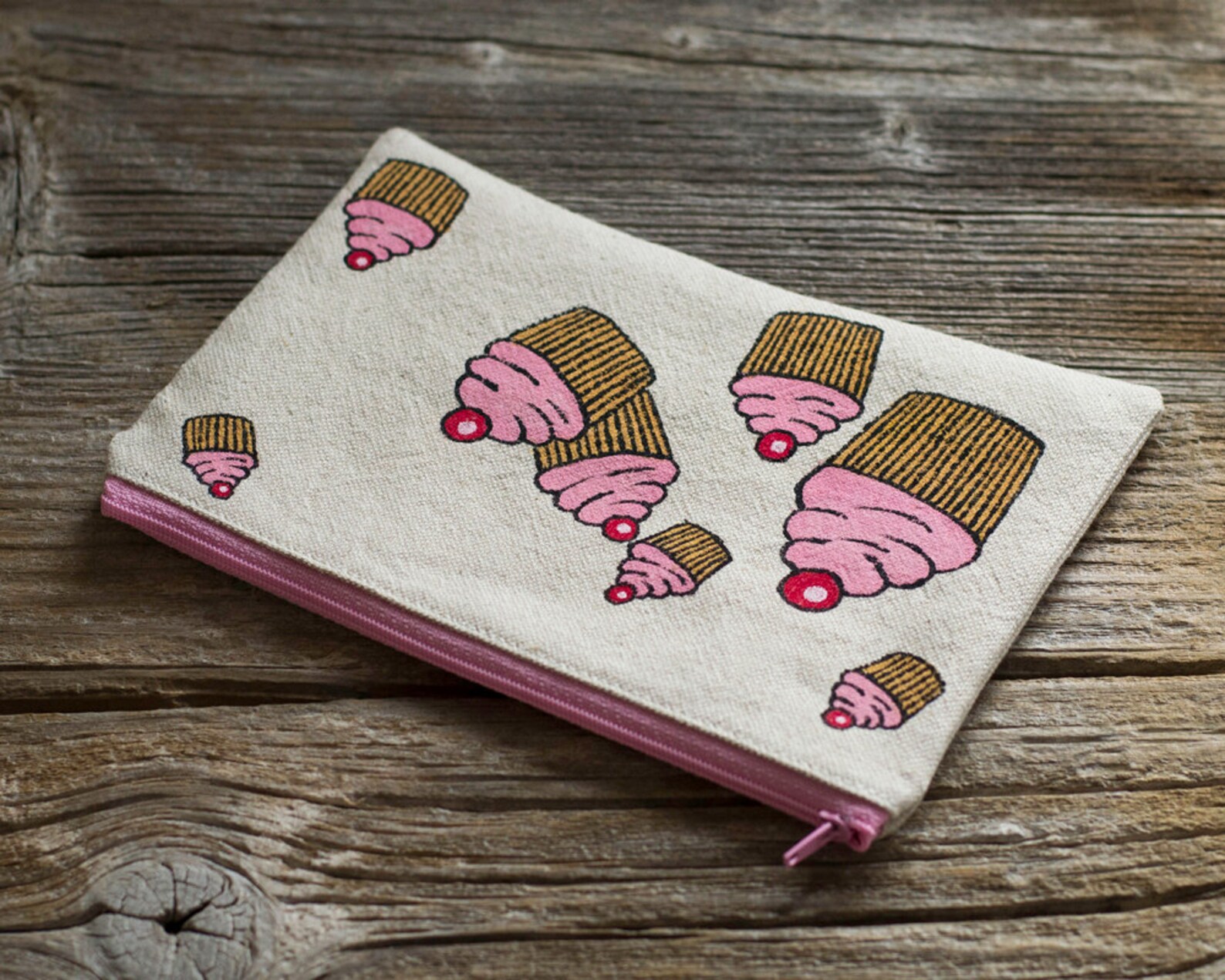 Hand Painted Cupcakes Zipper Pouch Natural Linen and Cotton - Etsy