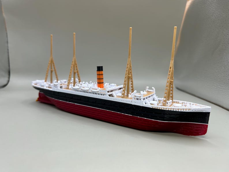 RMS Carpathia Submersible Model, Educational Model, FLOATS & SINKS ...