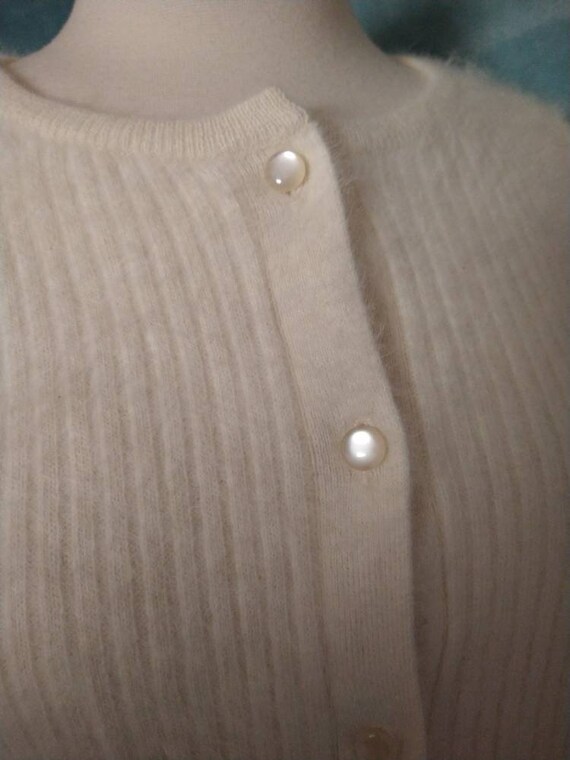 Vintage Vanilla Ribbed Angora Lambswool Cardigan Swea… - Gem