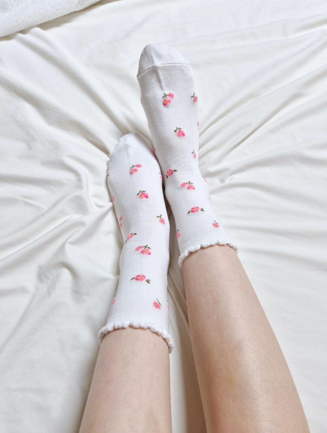 Set of 4 Mini Flower Cotton Socks – Soft & Feminine Everyday Korean ...