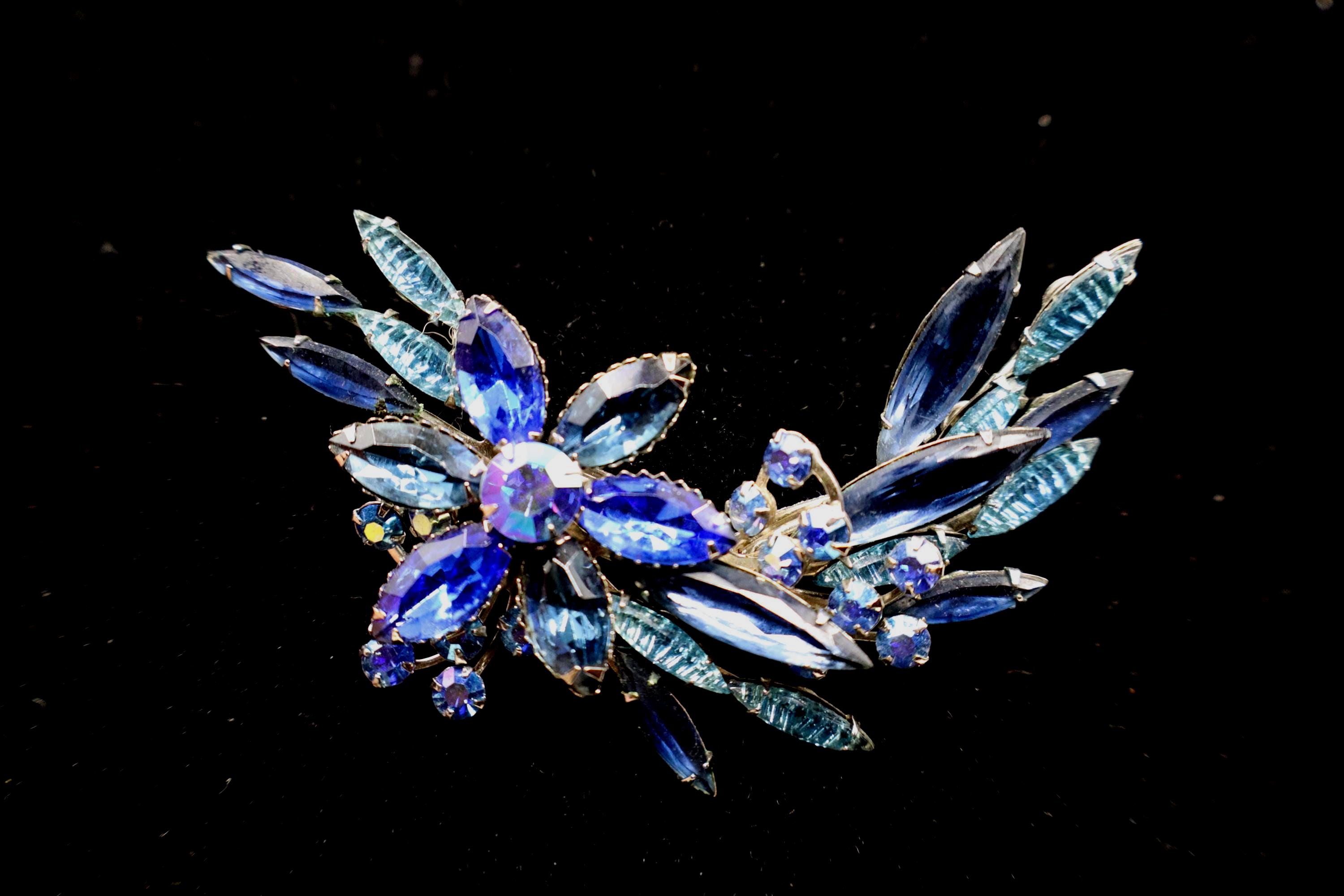 Vintage Blue Flower Crystal Brooch - Etsy
