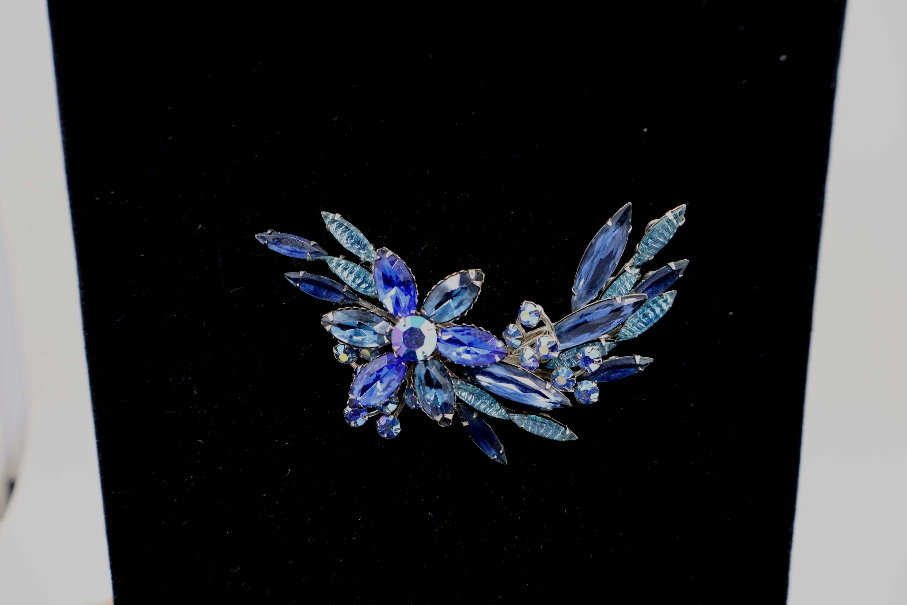 Vintage Blue Flower Crystal Brooch - Etsy