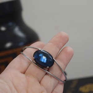 Azriel Siphon Bracelet - ACOTAR, A Court of Thorns and Roses, Batboys ...