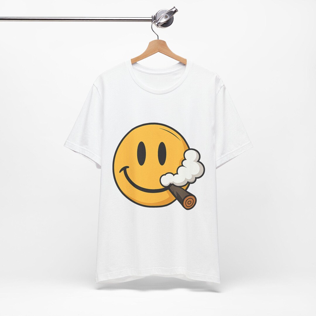 Smiley Face Smoking T-shirt Funny Graphic Unisex Tee - Etsy