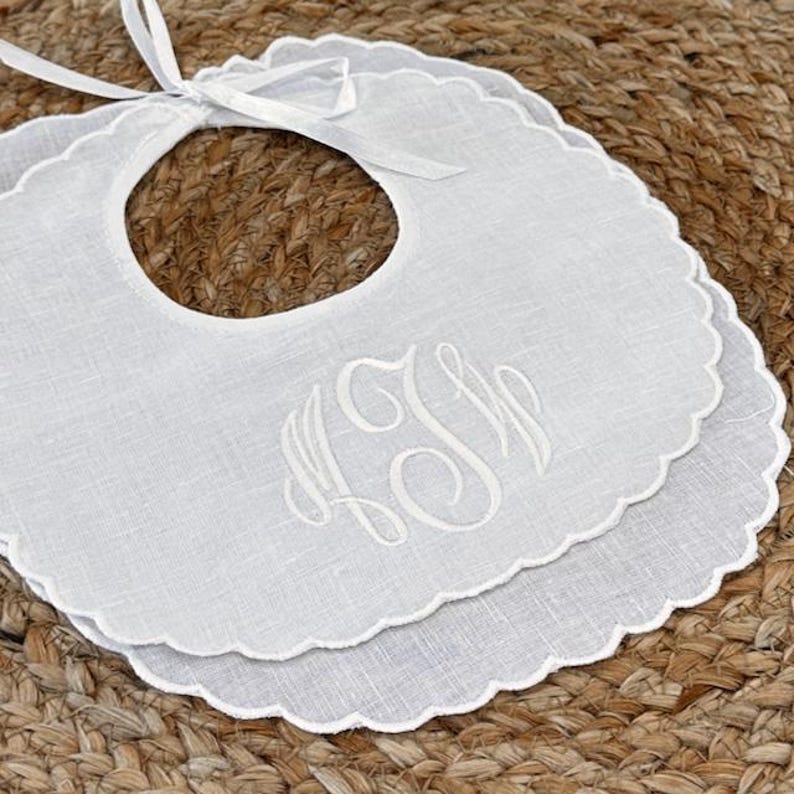 Monogram Heirloom Baby Bib - Etsy Portugal