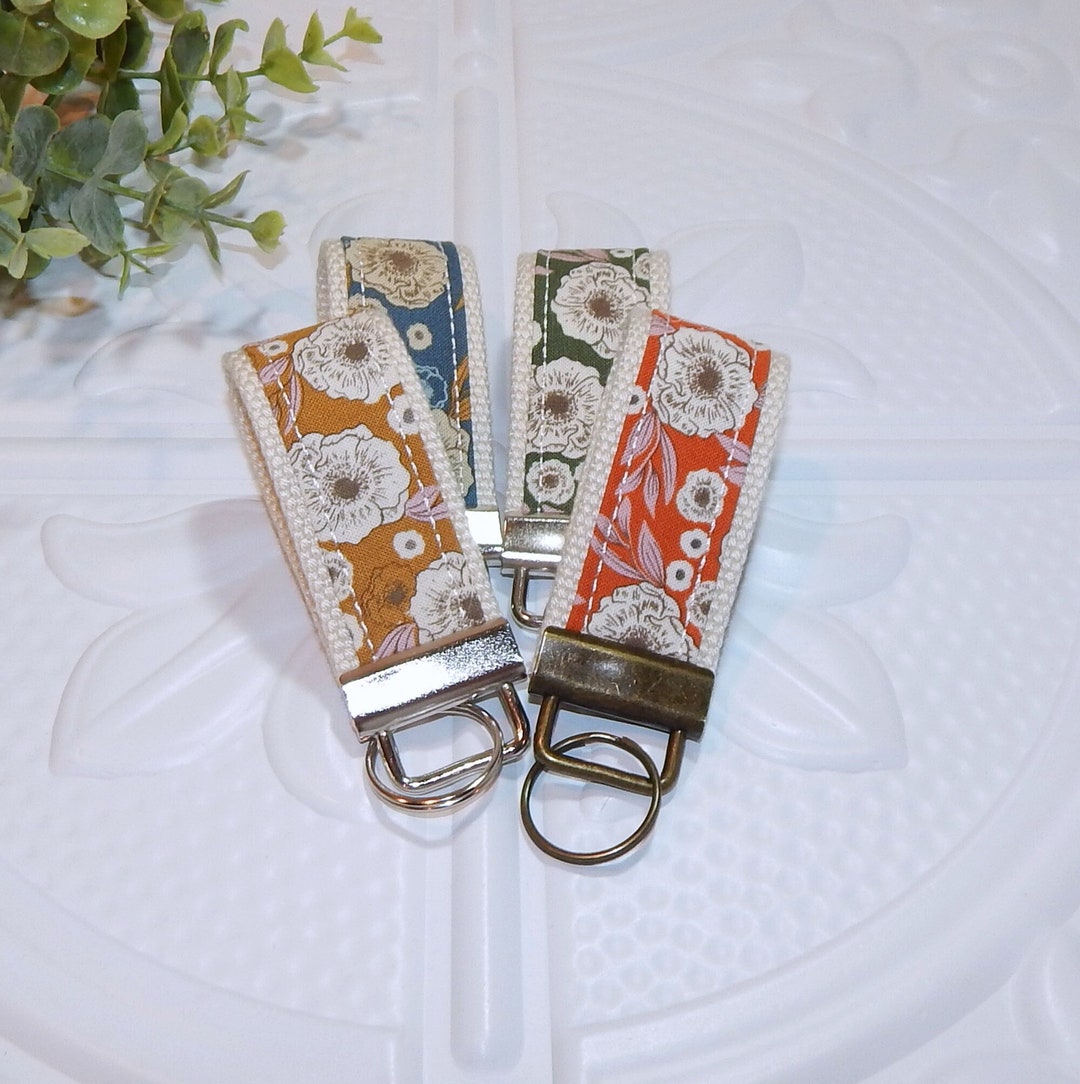 Mini Floral Keychain, Small Key Fob, Fabric Keychain - Etsy
