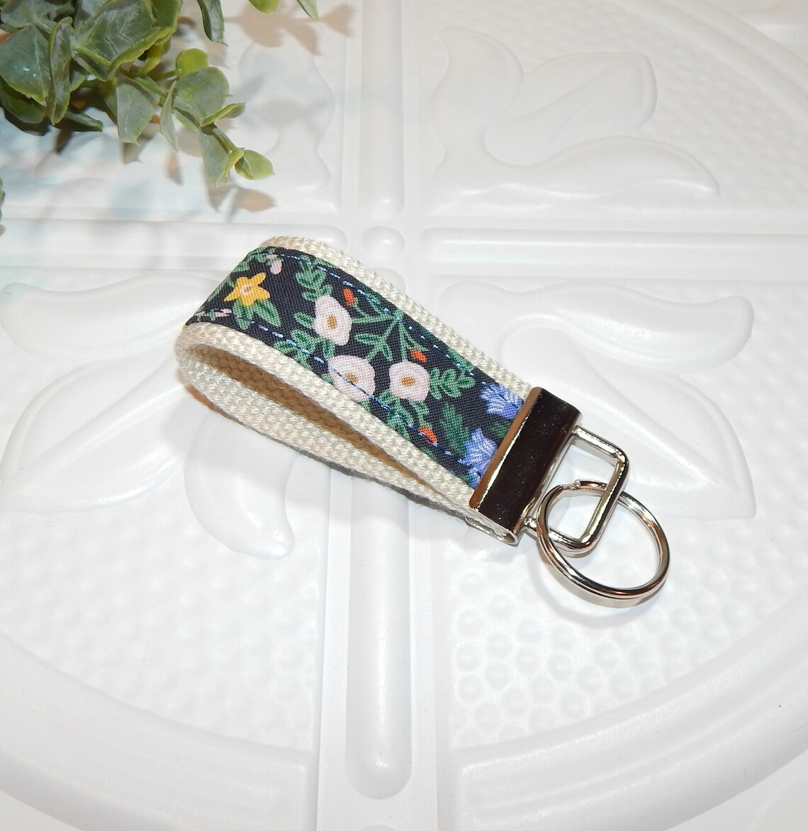Mini Floral Keychain, Small Key Fob, Fabric Keychain, Pocket Flower ...