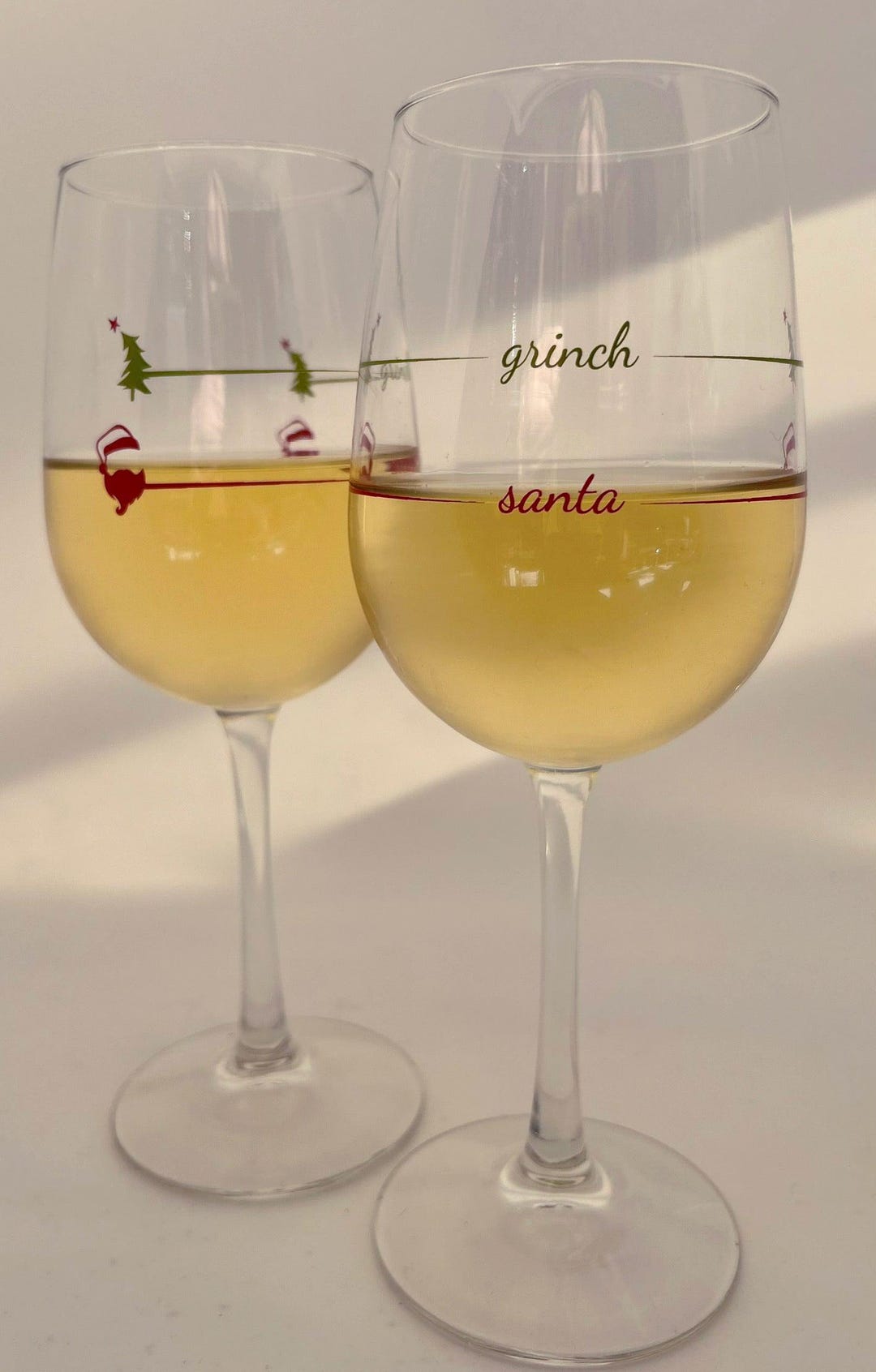 Stem Wine Glass | Santa / Grinch | Christmas Wine Glass - Etsy