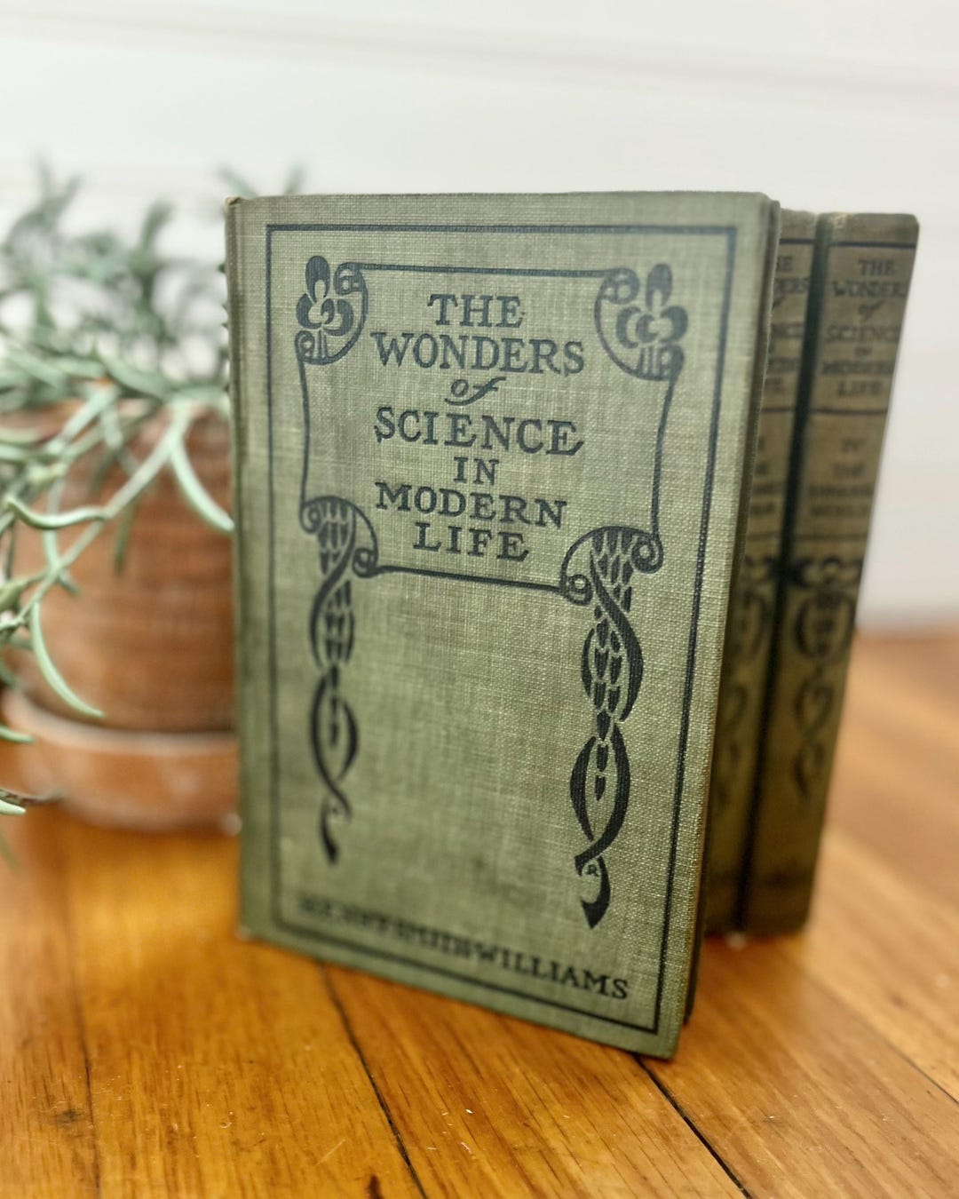 Antique Science Books | Small “the Wonders of Science in Modern Life ...