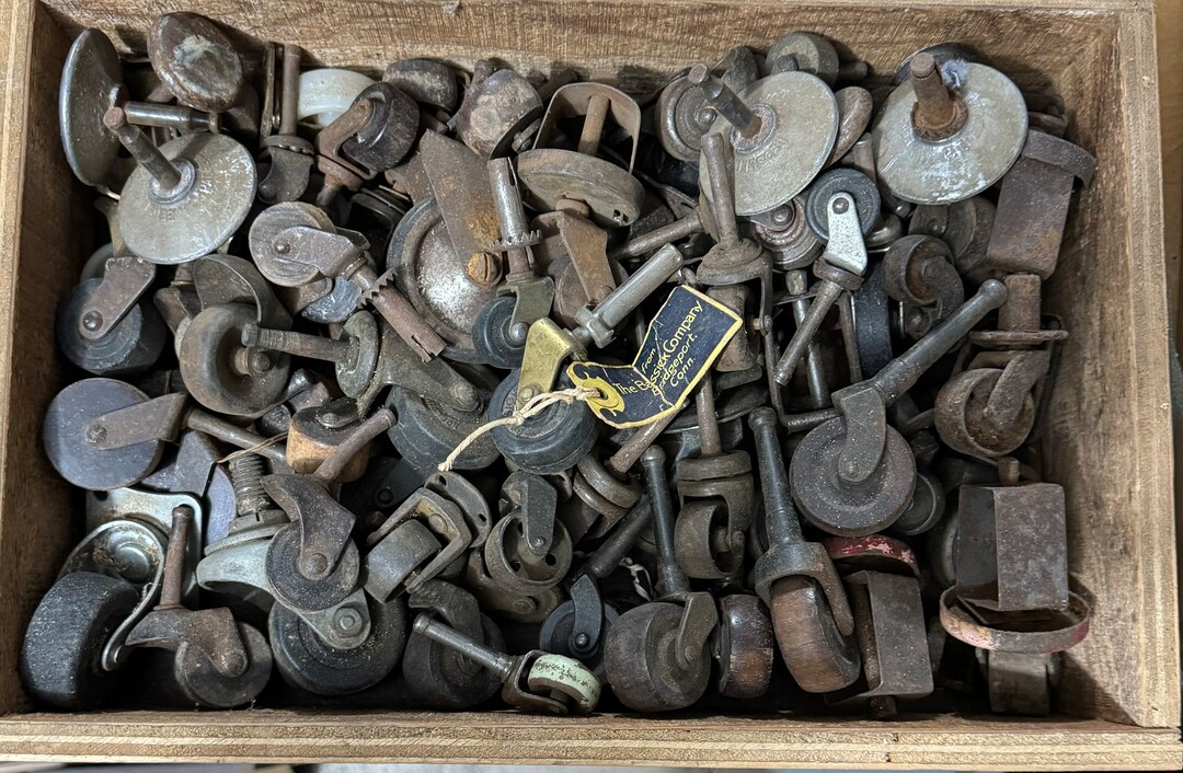 Antique Casters Antique Wooden Wheels Wooden Casters Furniture ...