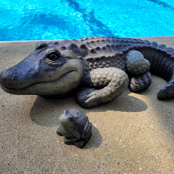 Alligator Statue - Etsy
