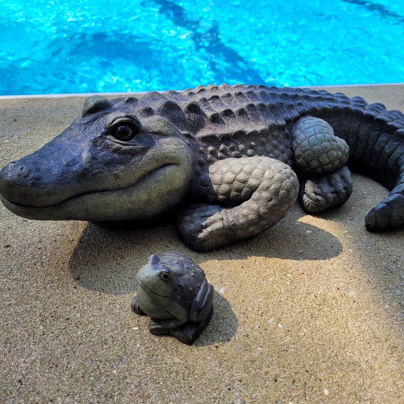 Alligator Statue - Etsy