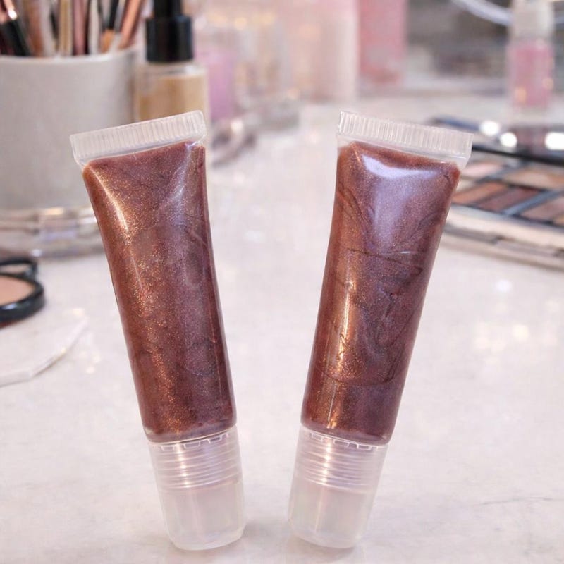 Plum lip gloss - Etsy.de