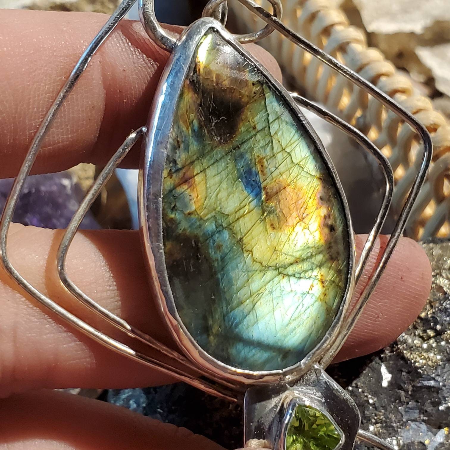 Peridot and Labradorite Spider Pendant - Etsy UK