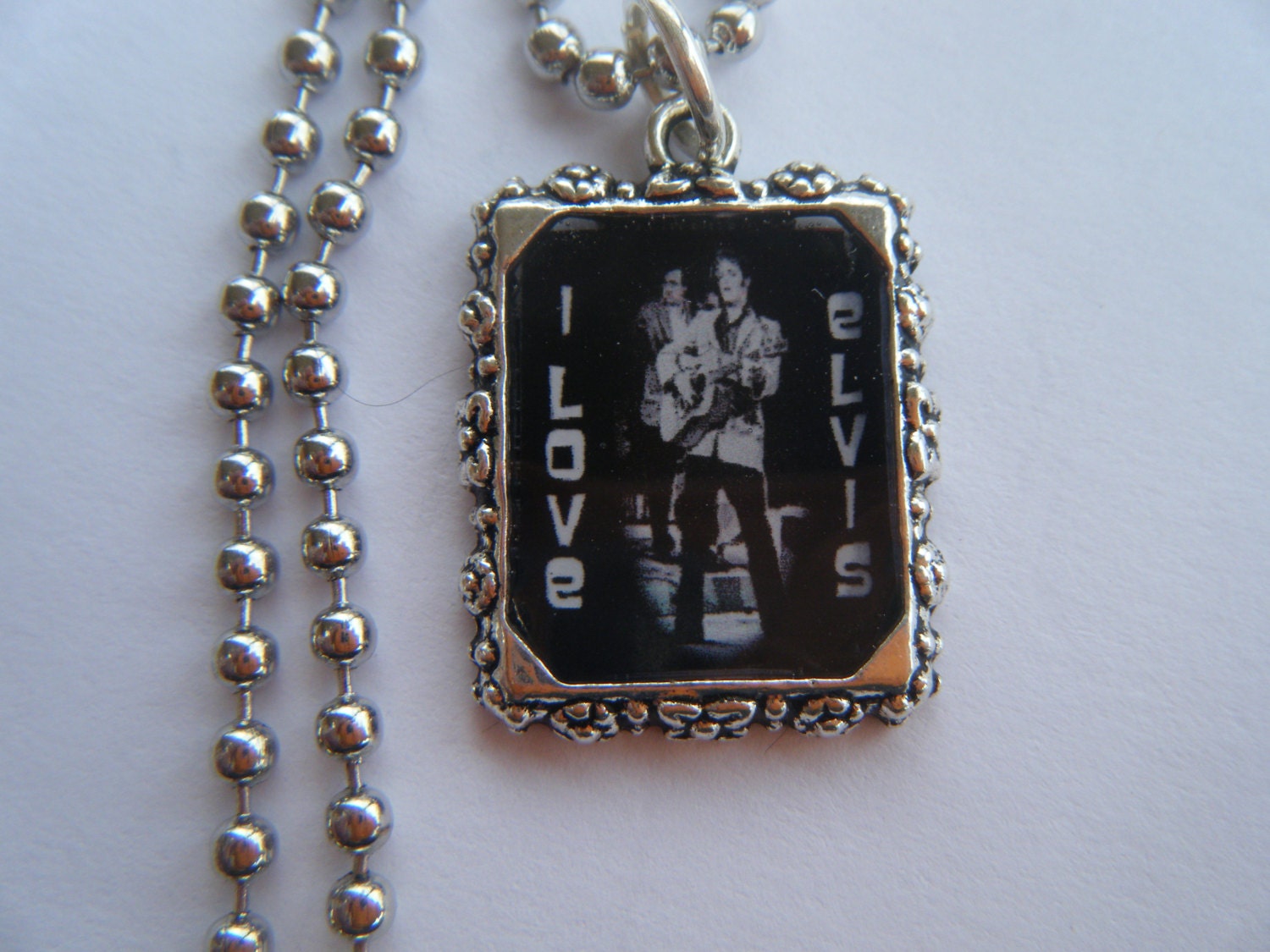 Elvis Presley, I Love Elvis Necklace - Etsy