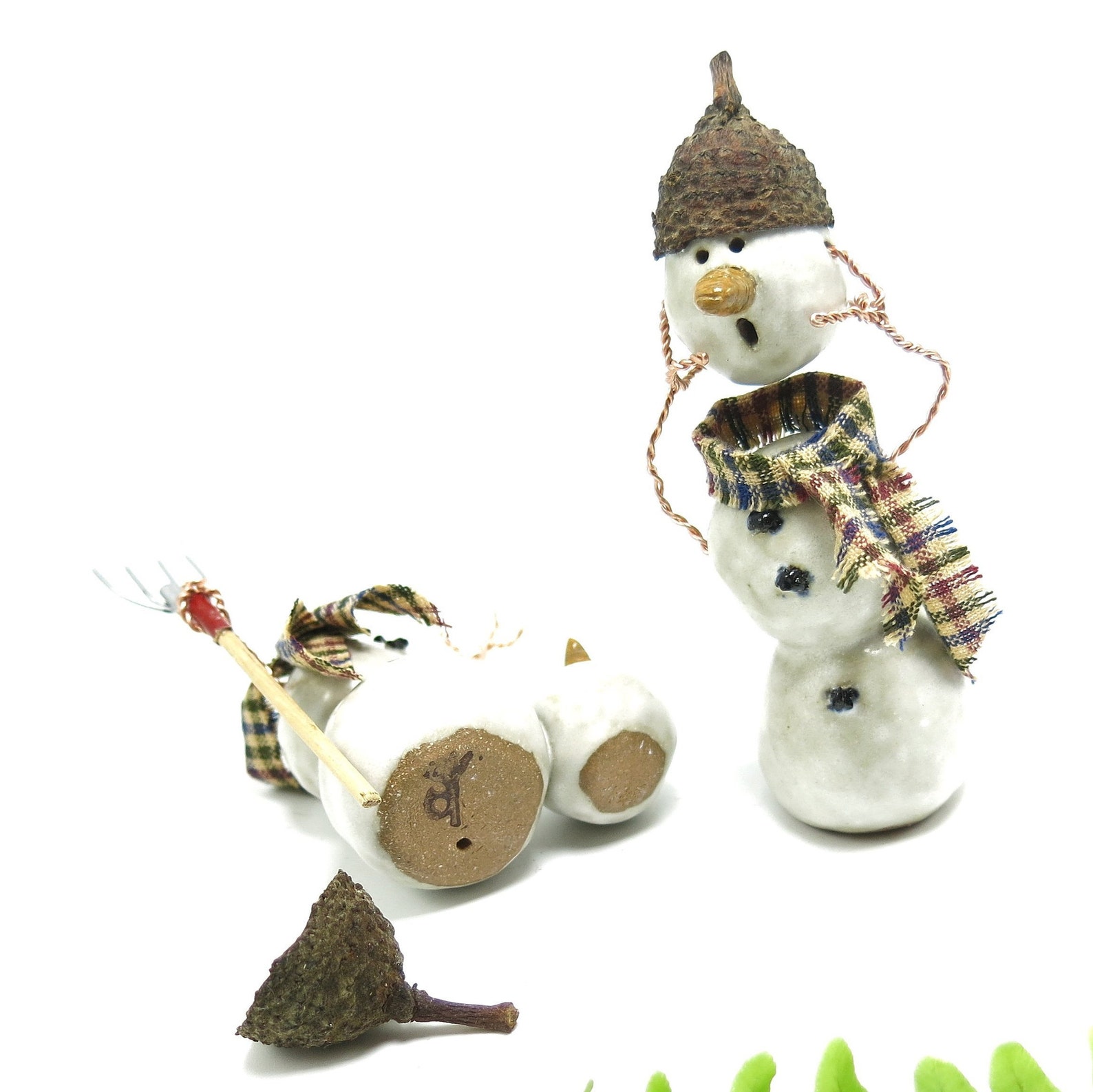 Whimsical Pottery Snowman 1 Piece Primitive Ceramic - Etsy