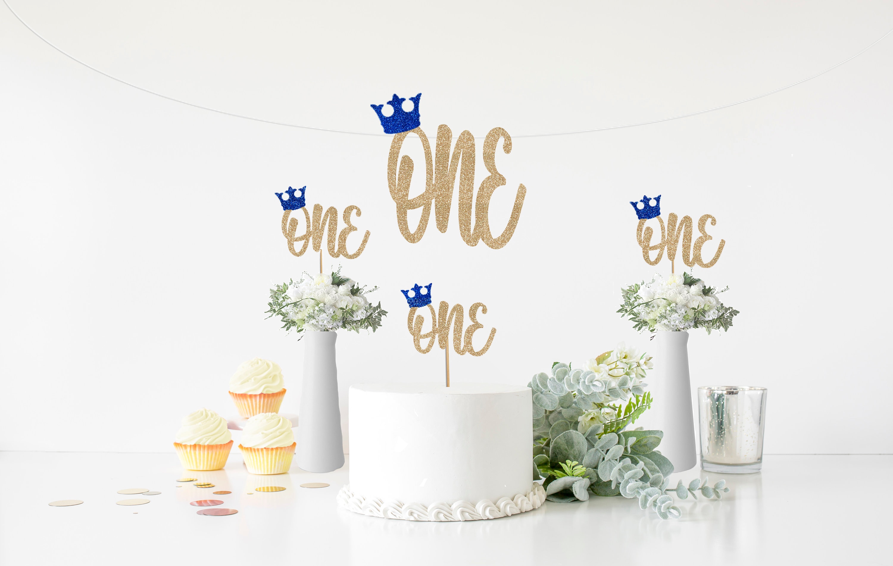 One Sign With Crown/ Cake Topper / First Birthday Party - Etsy