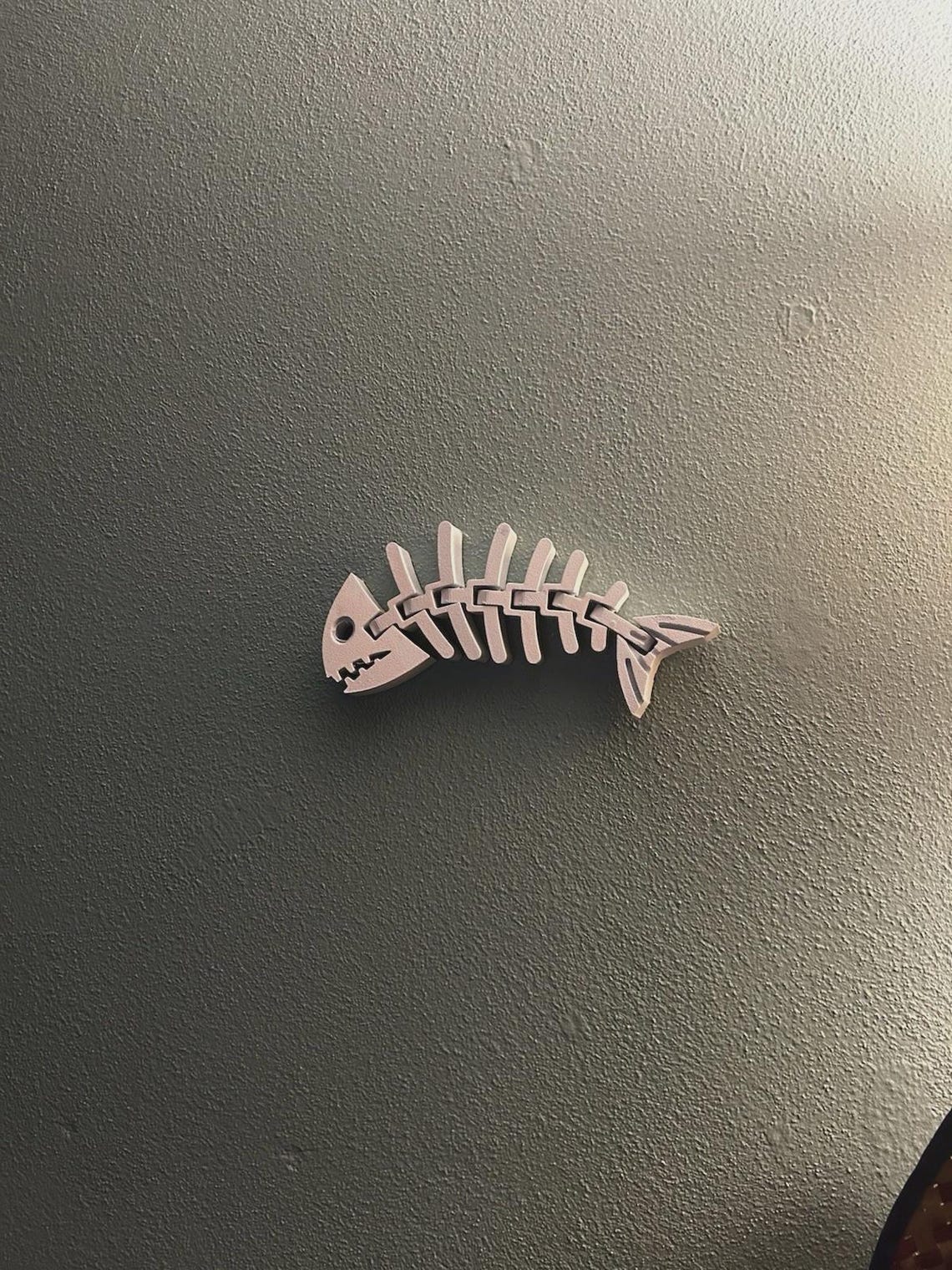Articulated Fish Bone 3D Print – Flexible Desk Toy & Wall Decor - Etsy