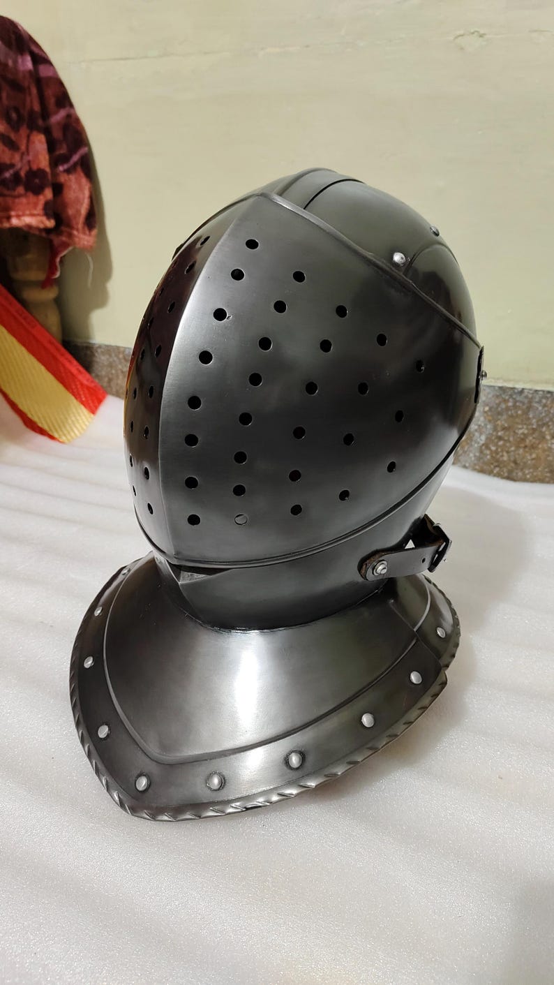 Medieval Knight Great Bascinet Helmet | Handmade Steel Armor Helmet ...