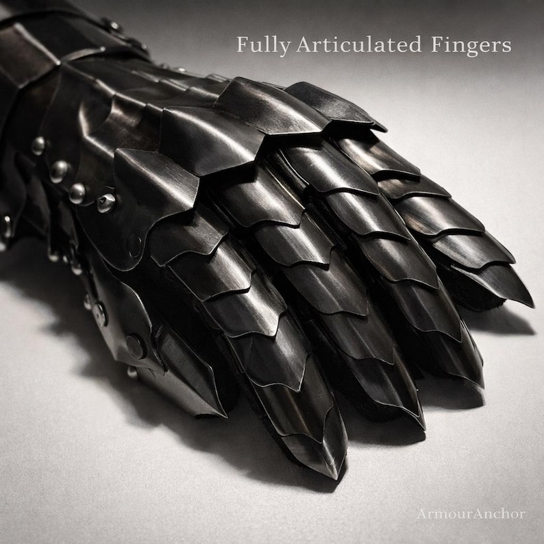 Medieval Nazgûl Gauntlets Armor Inspired by the Lord of the Rings ...