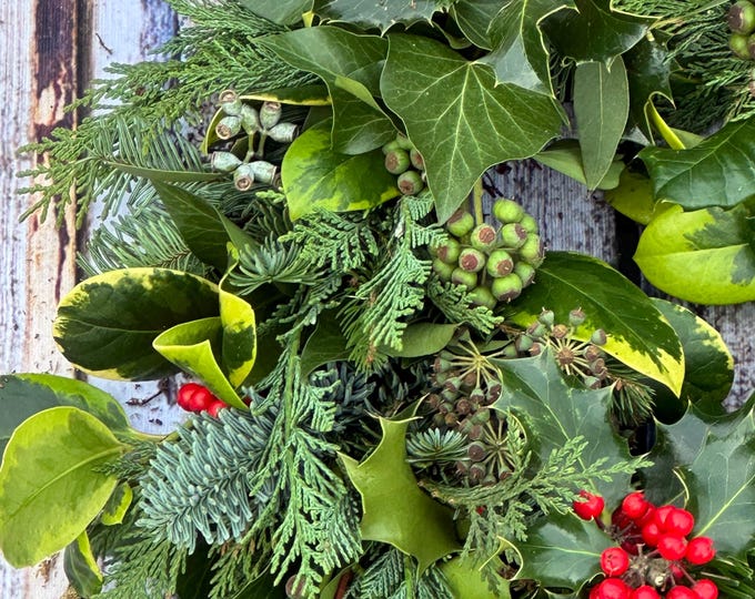 Handmade Fresh Christmas Wreath, Plain Holiday Door Decor, 14 Inch ...