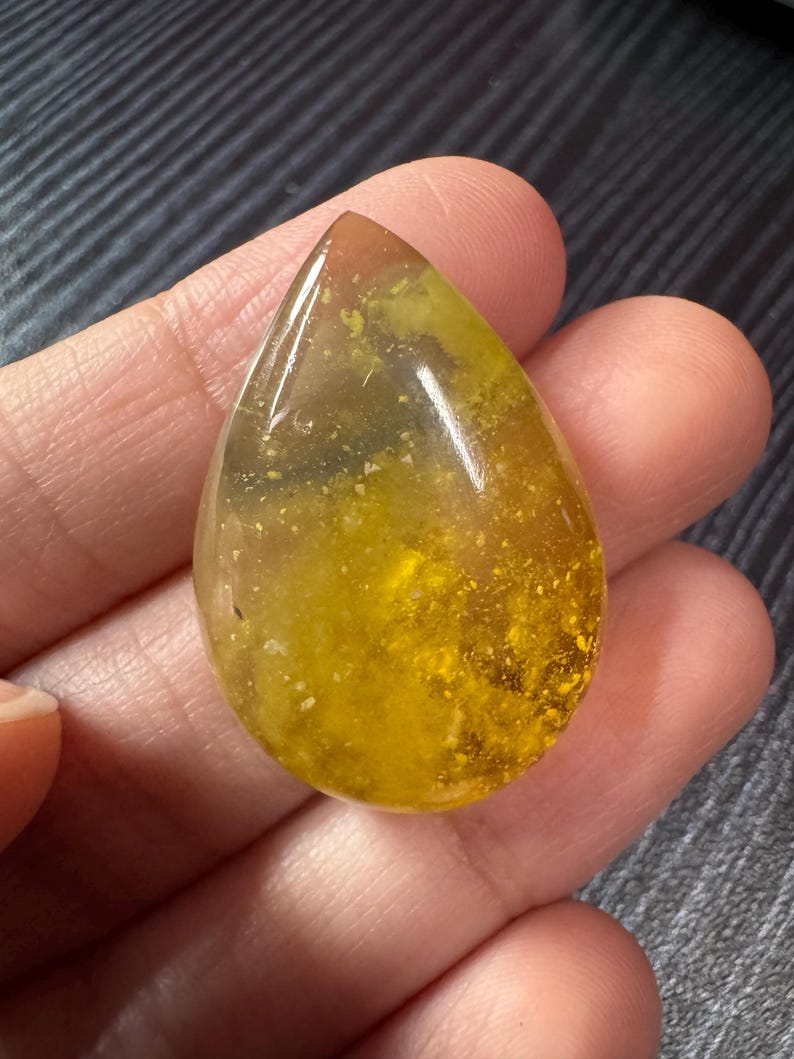 Buy Vivid Yellow Sapphire Lab-grown Teardrop Cabochon – 47 CT Online in ...