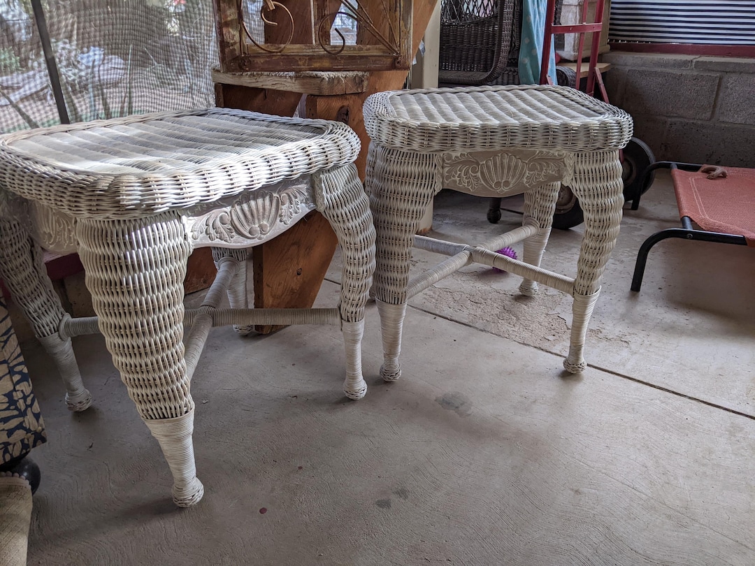 VTG Coastal Shabby Chic Wicker End Table Decorative Wood Motif ...