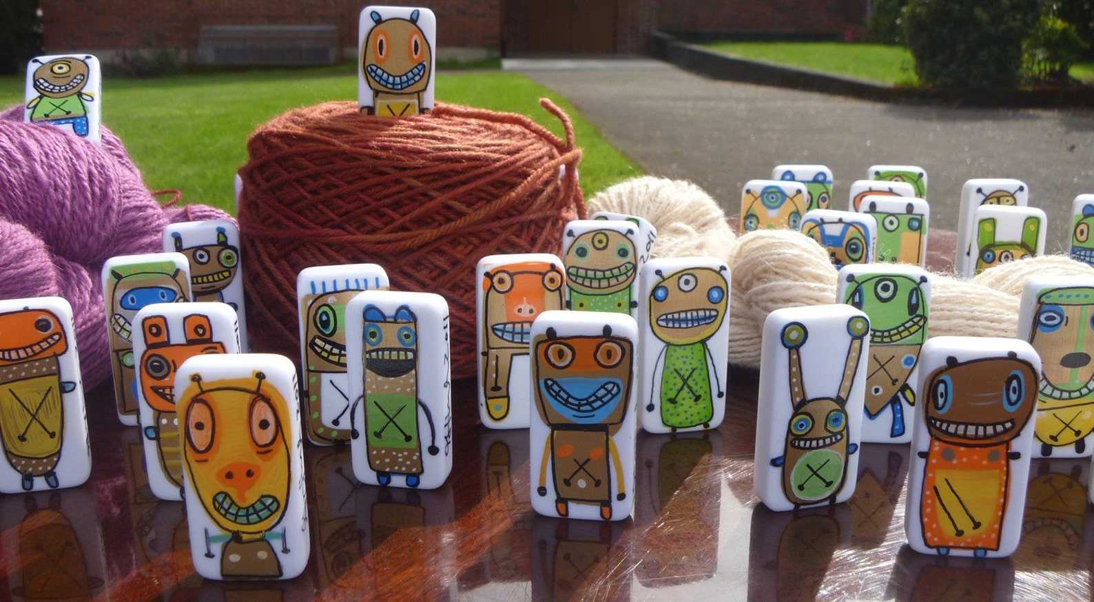 Knitting Bot: a Tiny Domino Robot That Makes Everything You Knit ...