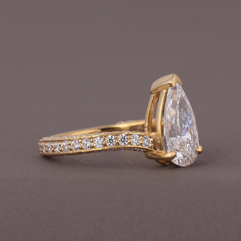 3.00 Carat Pear Lab Grown Diamond Engagement Ring, Swirl Pave Setting ...