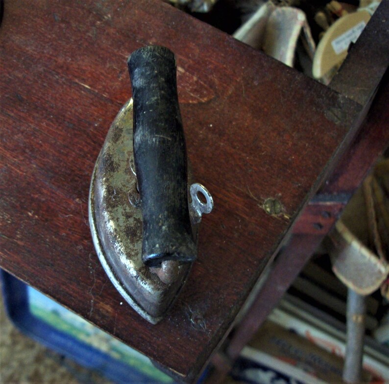 Sad Iron Miniature Flat Iron Childs Iron Dover 602 Free - Etsy Canada