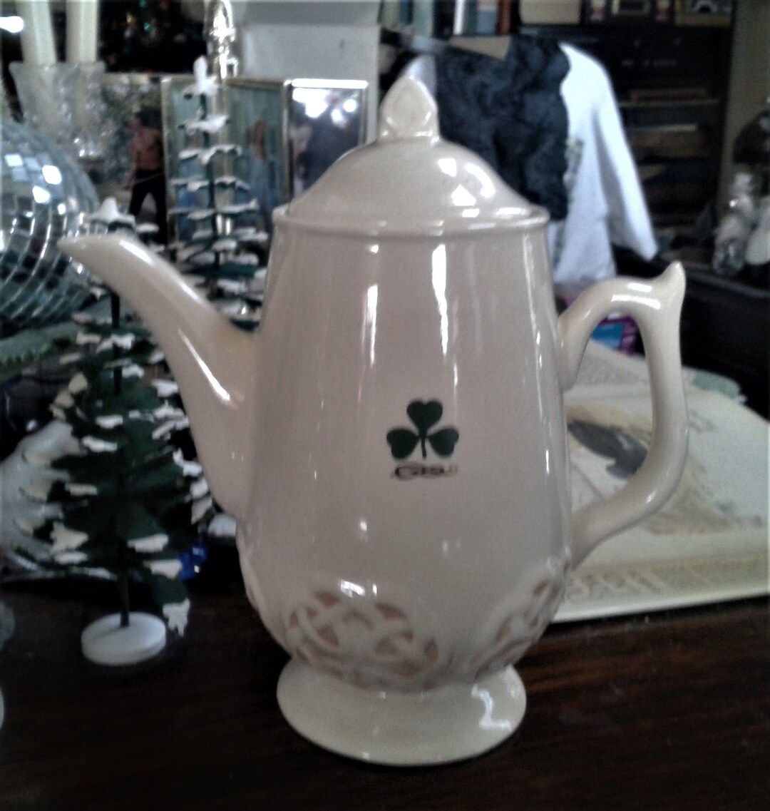 Celtic Knot Coffee Pot, Irish Shamrock Tableware, Vintage Russ ...