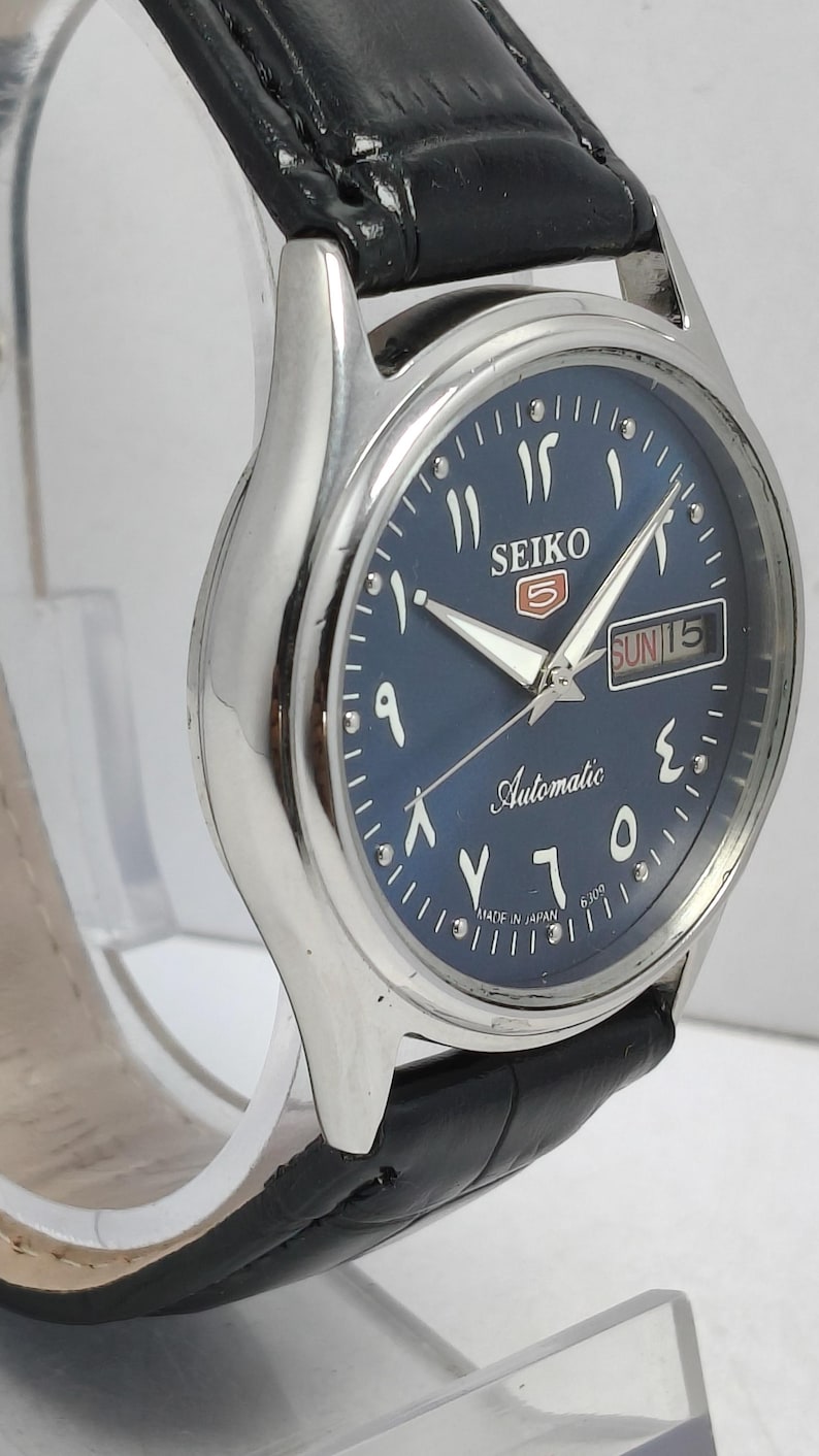 Vintage Seiko 5 Automatic Watch: Arabic Numerals Blue Dial, Day/date ...