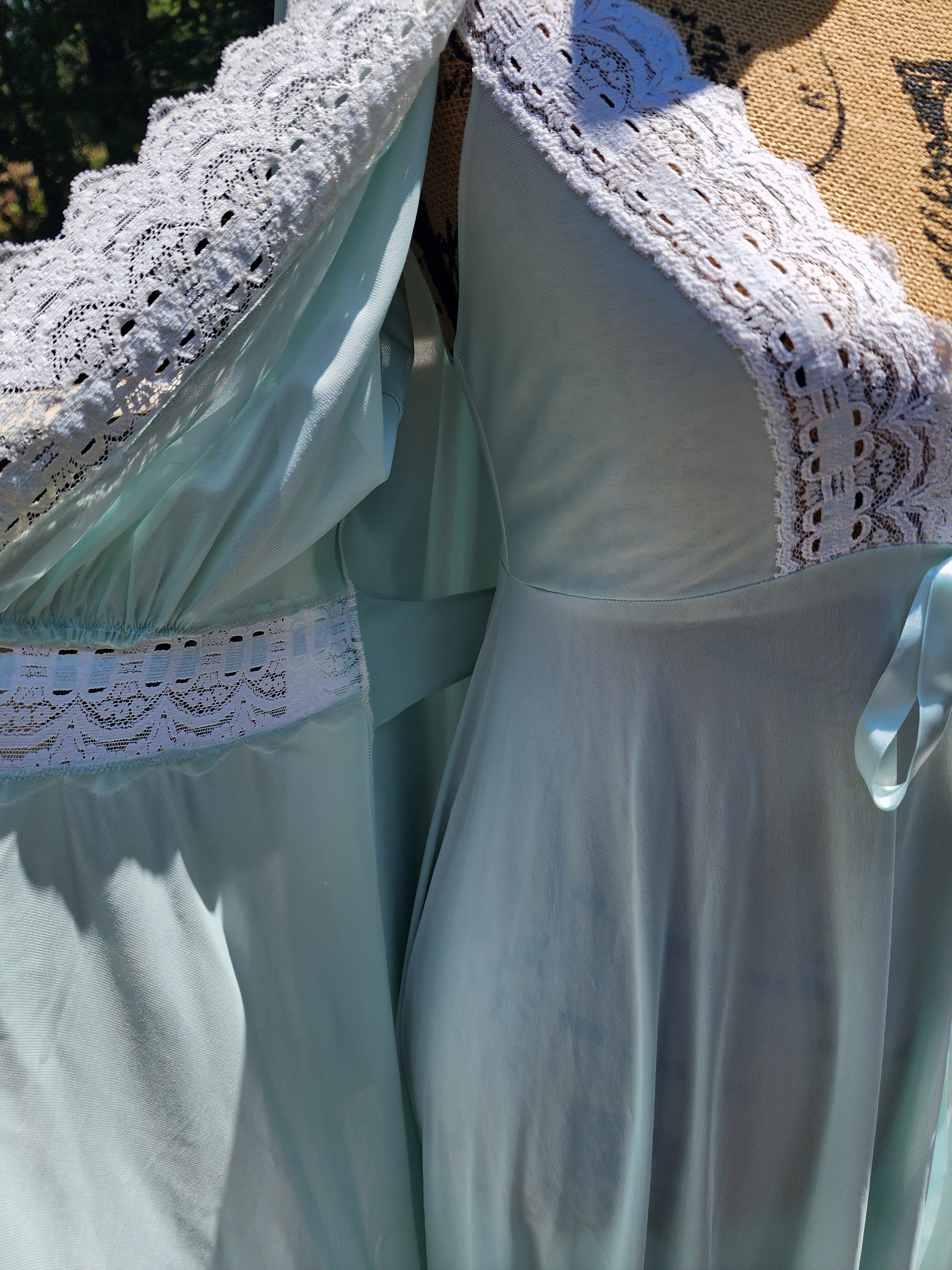 Vintage OLGA Baby Blue Night Gown and Robe Two Piece Lingerie Set ...