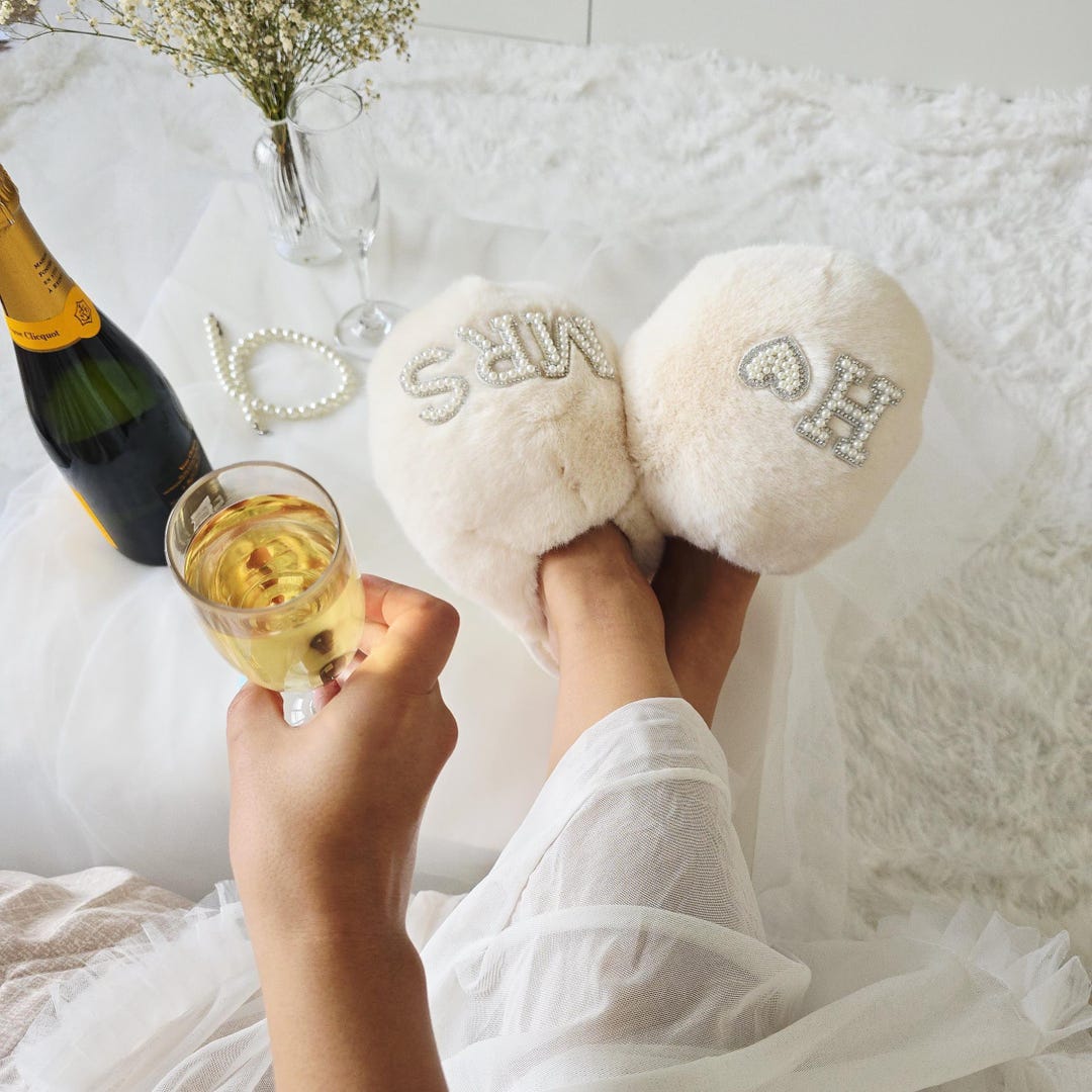Mrs Pearl Slippers, Custom Bride to Be Slippers - Etsy