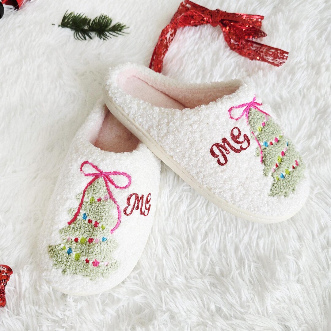 Personalized Christmas Tree Slippers: Fuzzy Holiday - Etsy