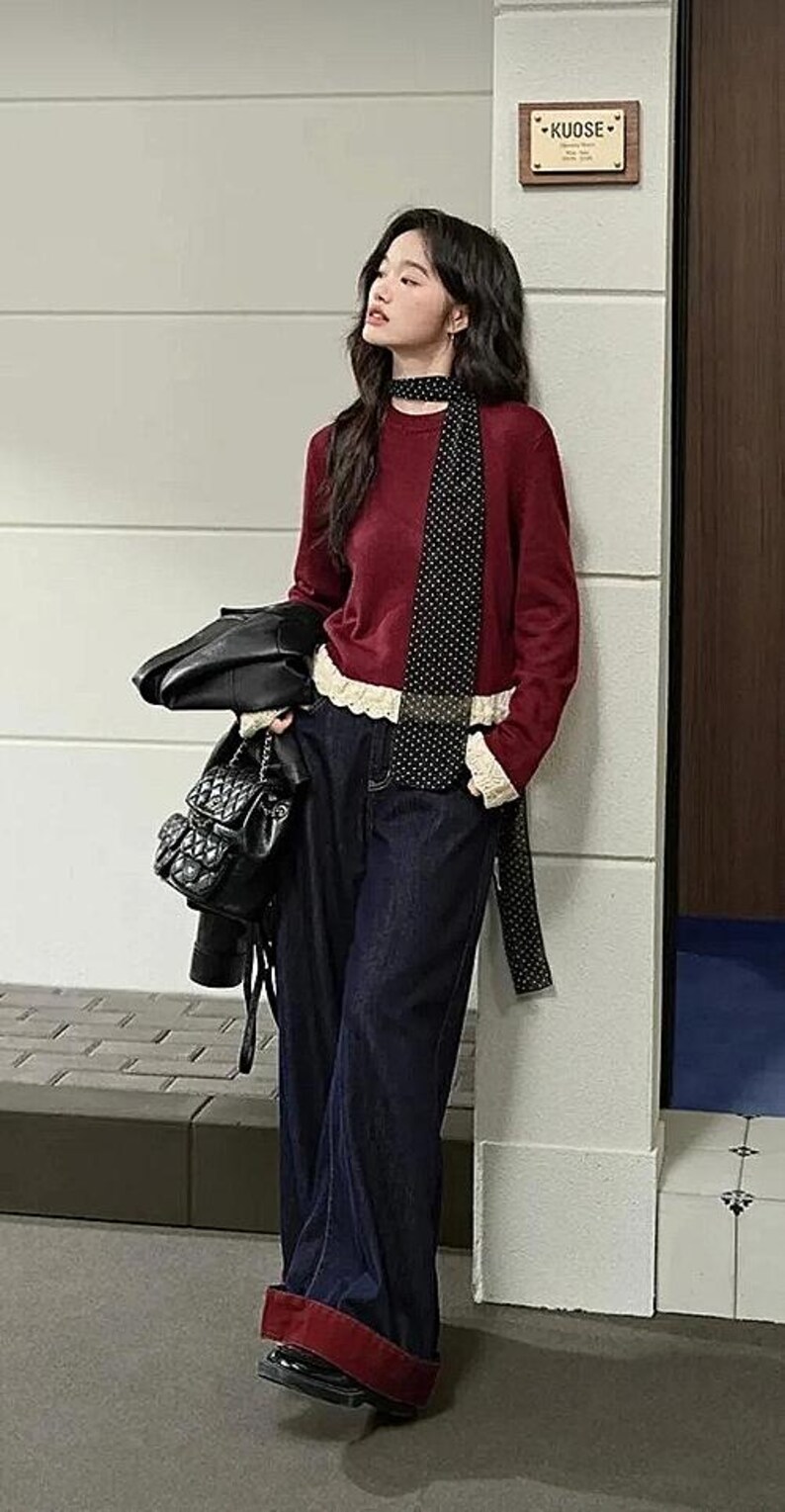 Red & Black Knitted Sweater – Elegant Crew Neck, Soft Knit Pullover ...