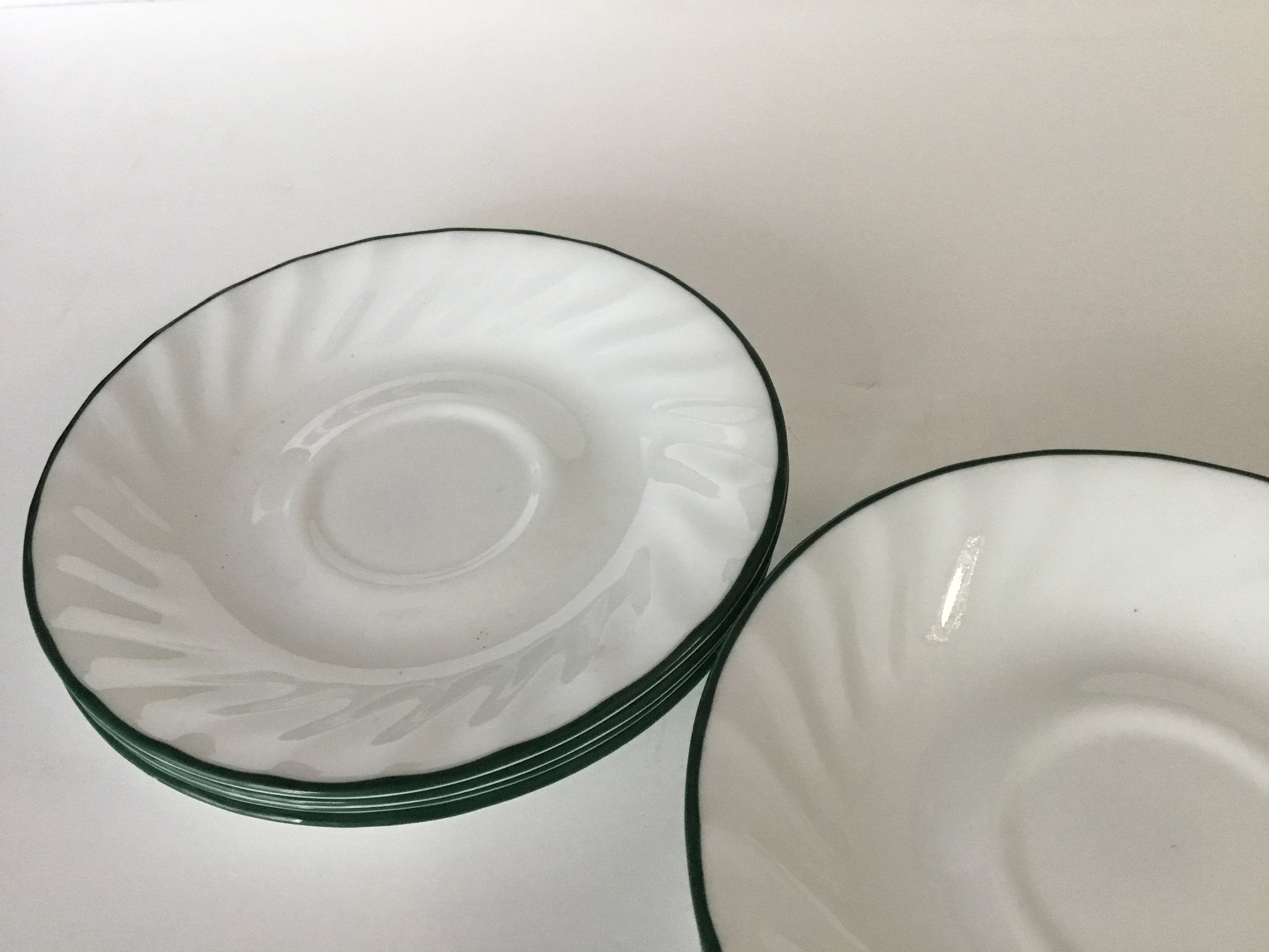 Vintage Corningware Corelle Callaway Ivy Pattern White Green Saucers ...