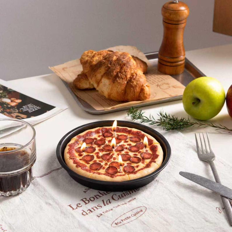 Realistic Pepperoni Pizza Candle: Novelty Handmade Soy Wax Scented Food ...