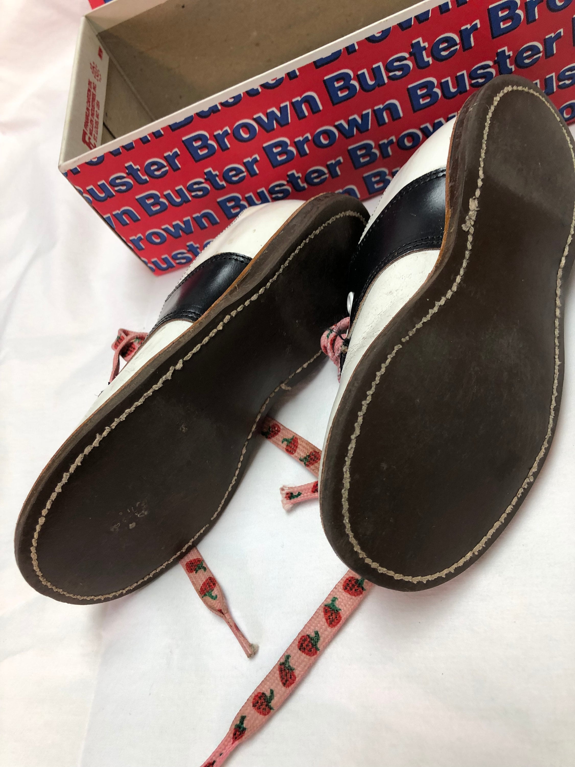 Buster Brown Saddle Shoes With Original Box Child Size 8 1/2 - Etsy