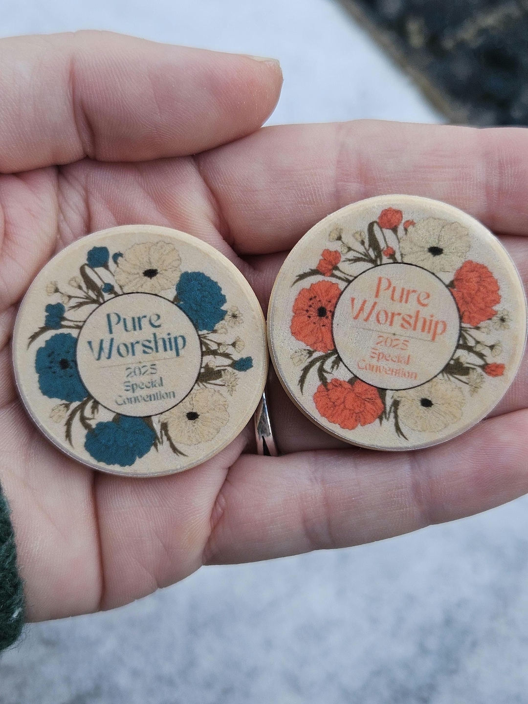 Pure Worship 2025 Convention Buttons Pins JW Jehovah's Witness ...