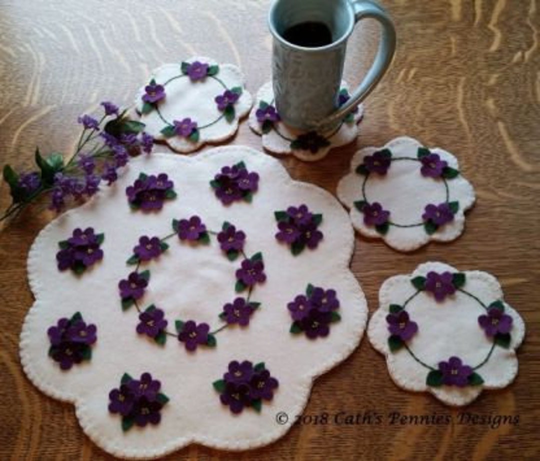 Wool Applique Pattern, Violet Flower Applique Pattern, Spring Wool ...