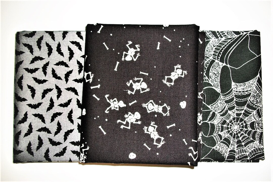 Halloween Fabric, Fat Quarter Bundle, Skelton Fabric, Sewing Crafting ...