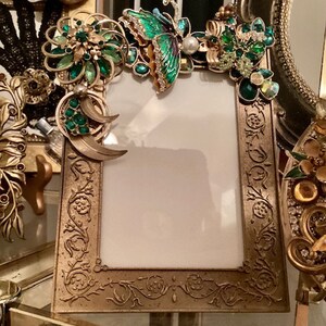 Stunning Gold and Emerald Green Frame, 4 X 6 Photo, Vintage Costume ...