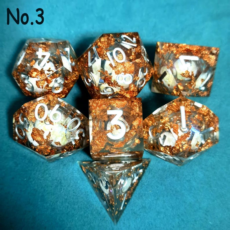 Purple and Blue Magic Liquid Core Dice Set, Sharp-edged Dungeons and ...