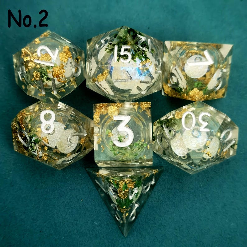 Purple and Blue Magic Liquid Core Dice Set, Sharp-edged Dungeons and ...