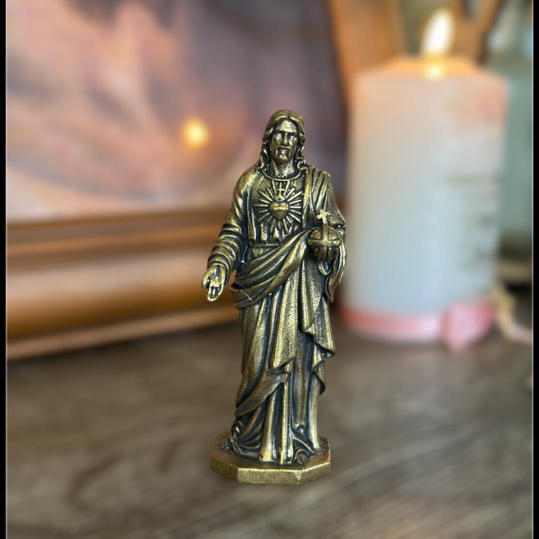 Sacred Heart of Jesus Statue Small Religious Figurine Catholic ...