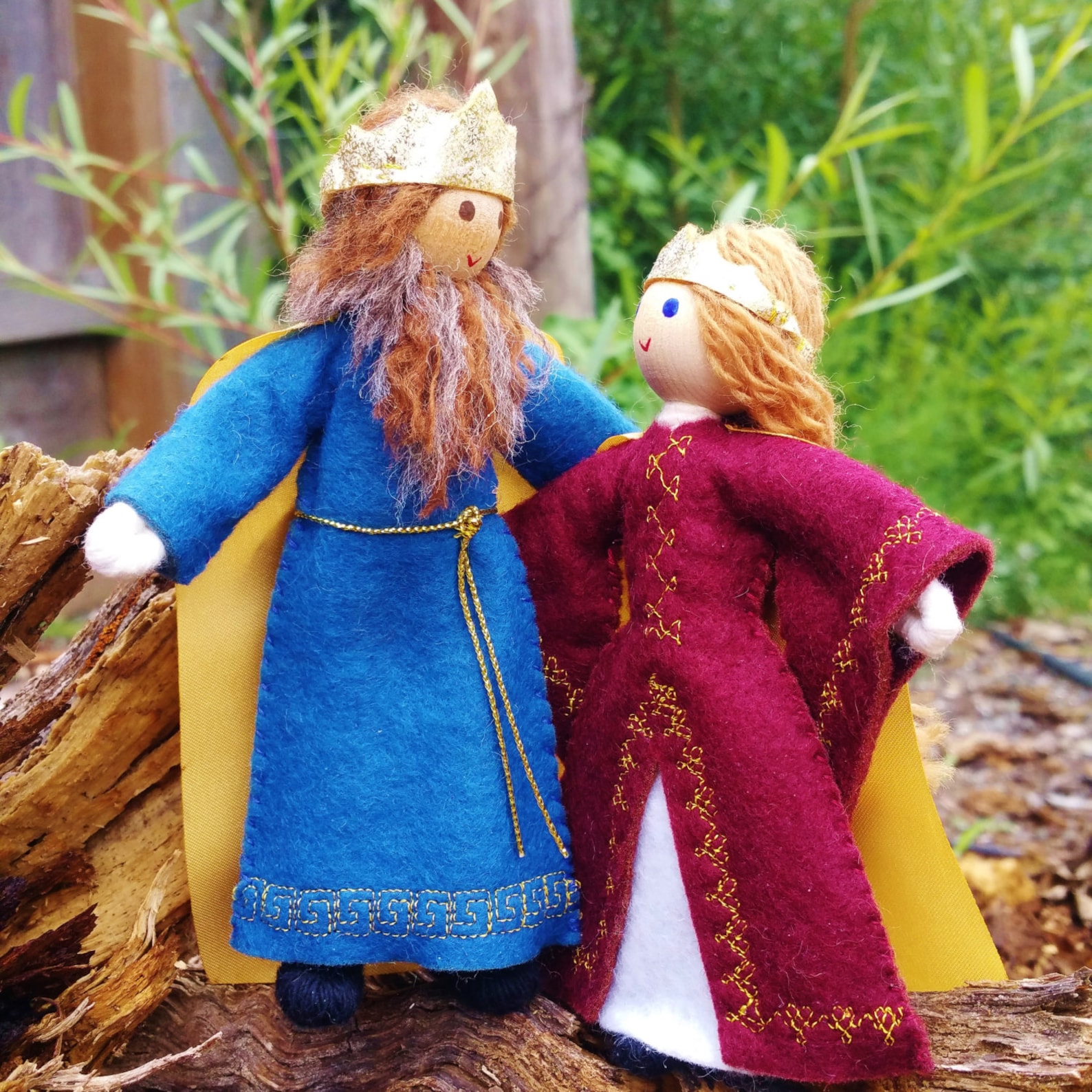 Queen Doll - Dollhouse Queen - Castle Dolls - Dollhouse Castle ...