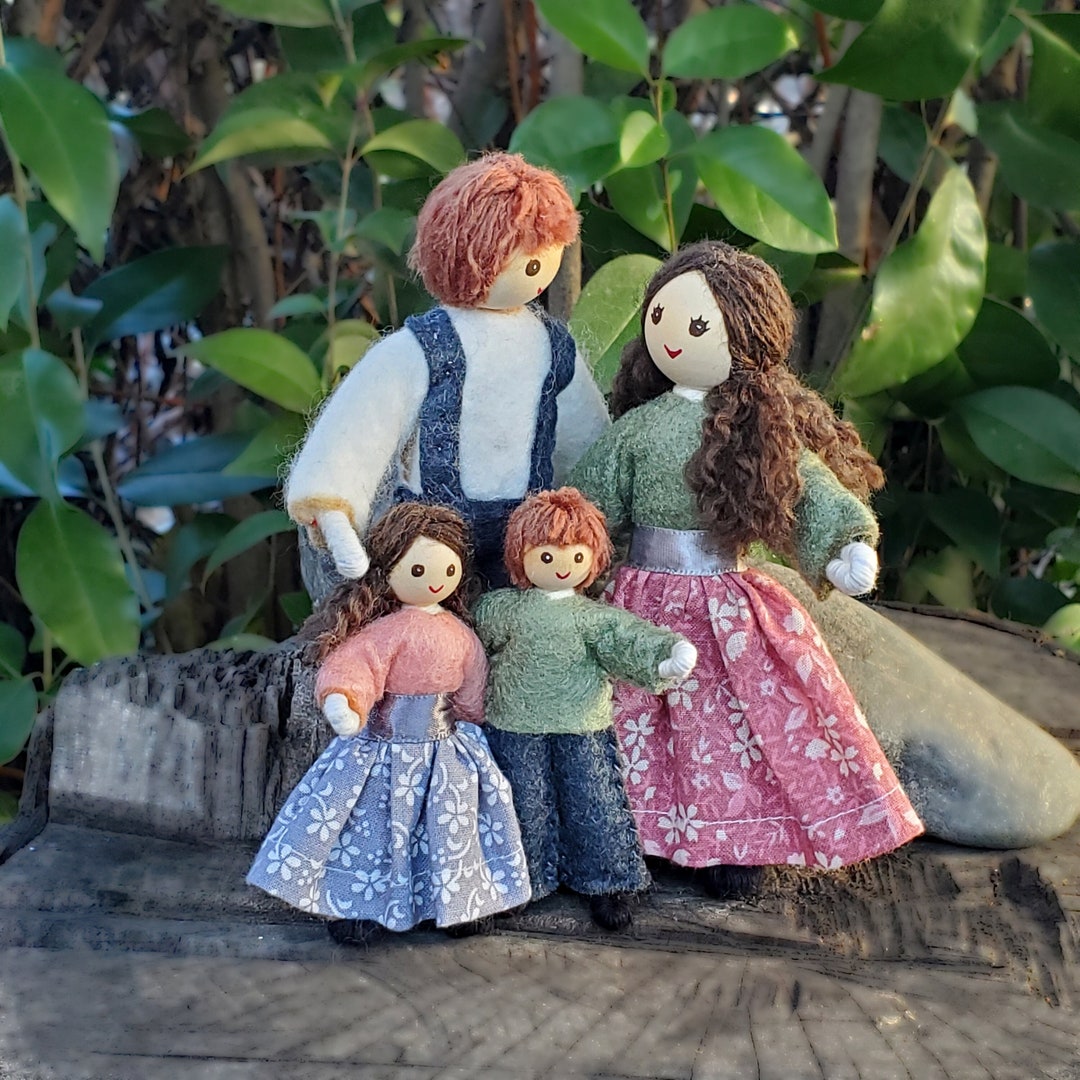 Custom Dollhouse Dolls 1:12 Scale Family of 4. Personalized Doll House ...